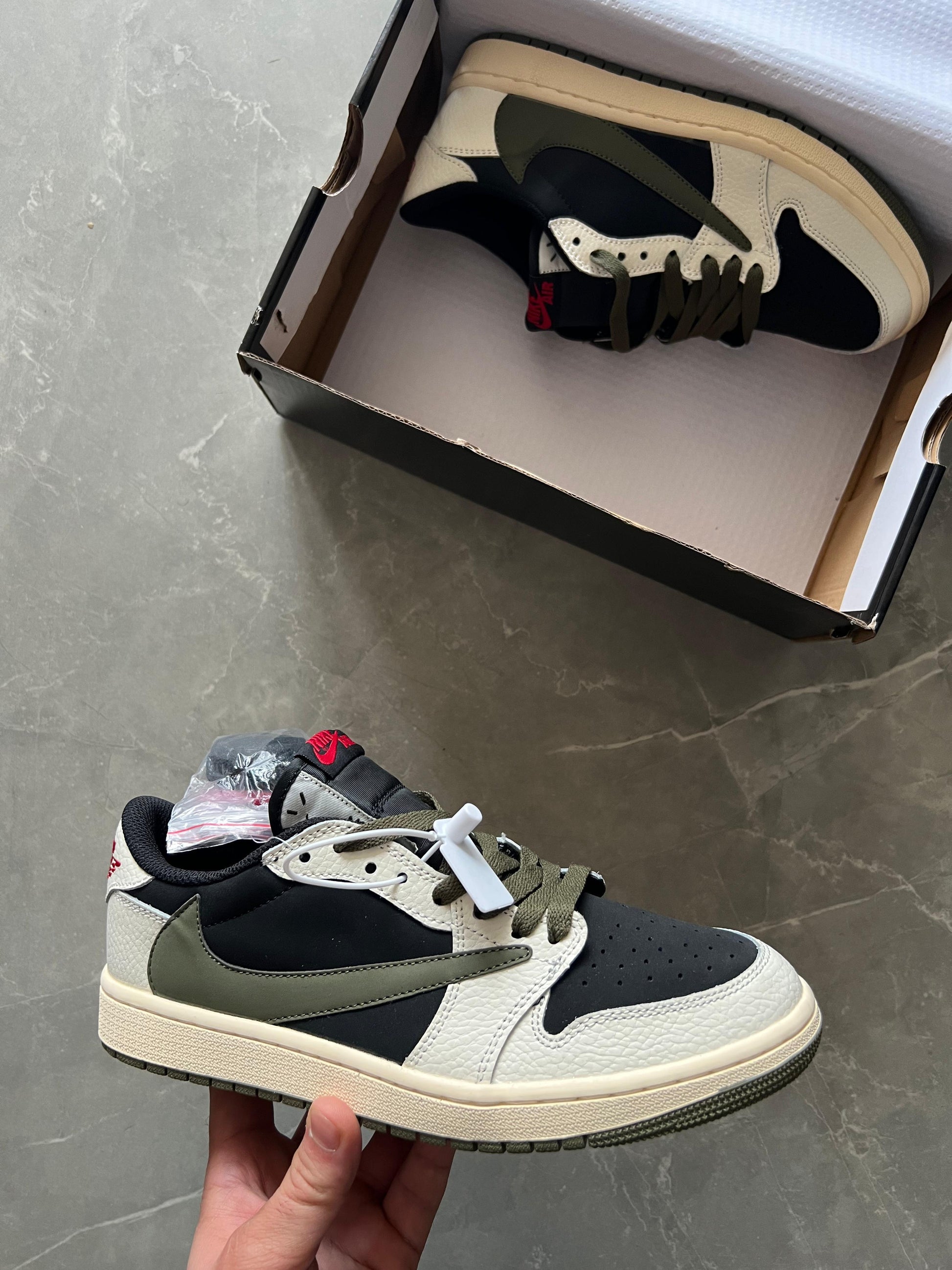 Nike Air Jordan Cut low Travis Scott – Snapkicks